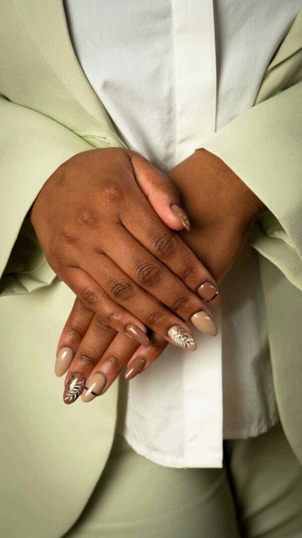 Nail House - Winnipeg - Nail Salon on Portage Ave and Bridgwater